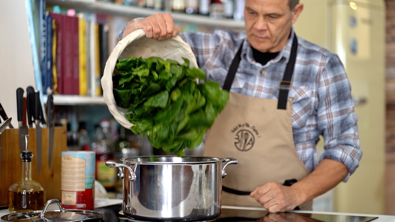 How To Wilt Spinach - Bruno Albouze recipes